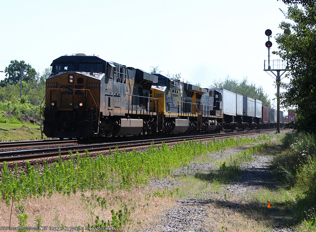 Eastbound TOFC at CP 58.